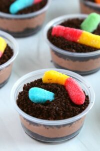 Worms and Dirt Dessert Cups - Cake Me Home Tonight
